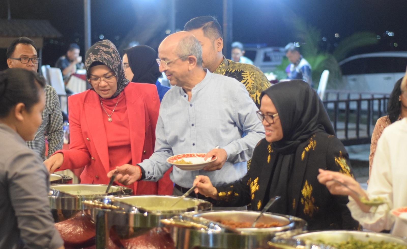 Berkunjung ke Palu, Dubes Maroko Nikmati Ikan Duo hingga Uta Kelo ...