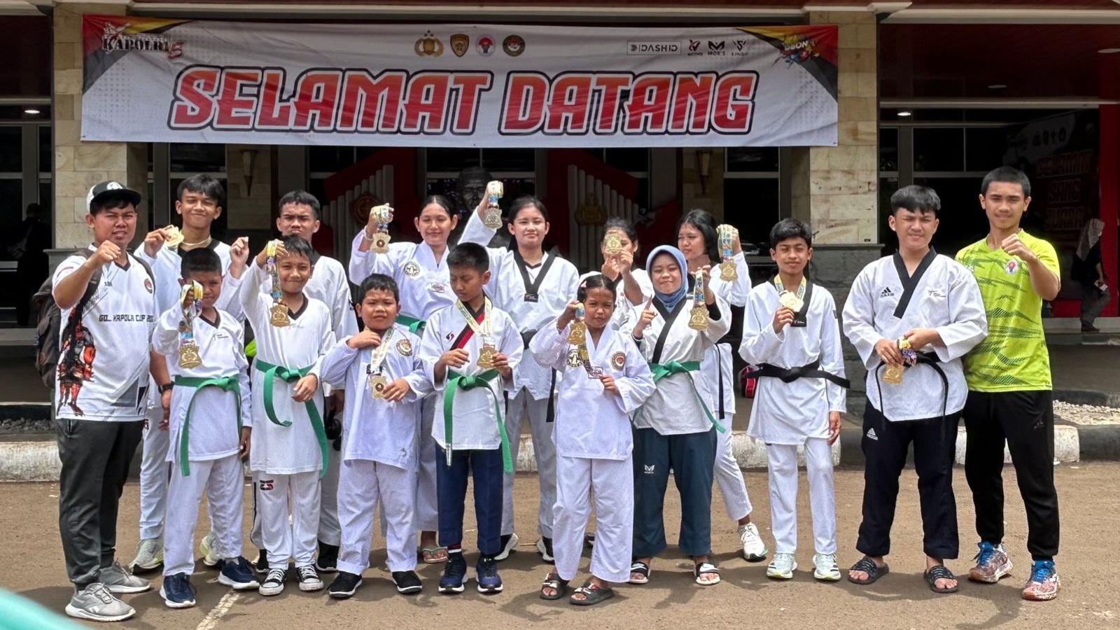 Atlet Sulteng Sumbang 29 Medali di Kejuaraan Taekwondo Garuda Bhayangkara Presisi - Harian Sulteng