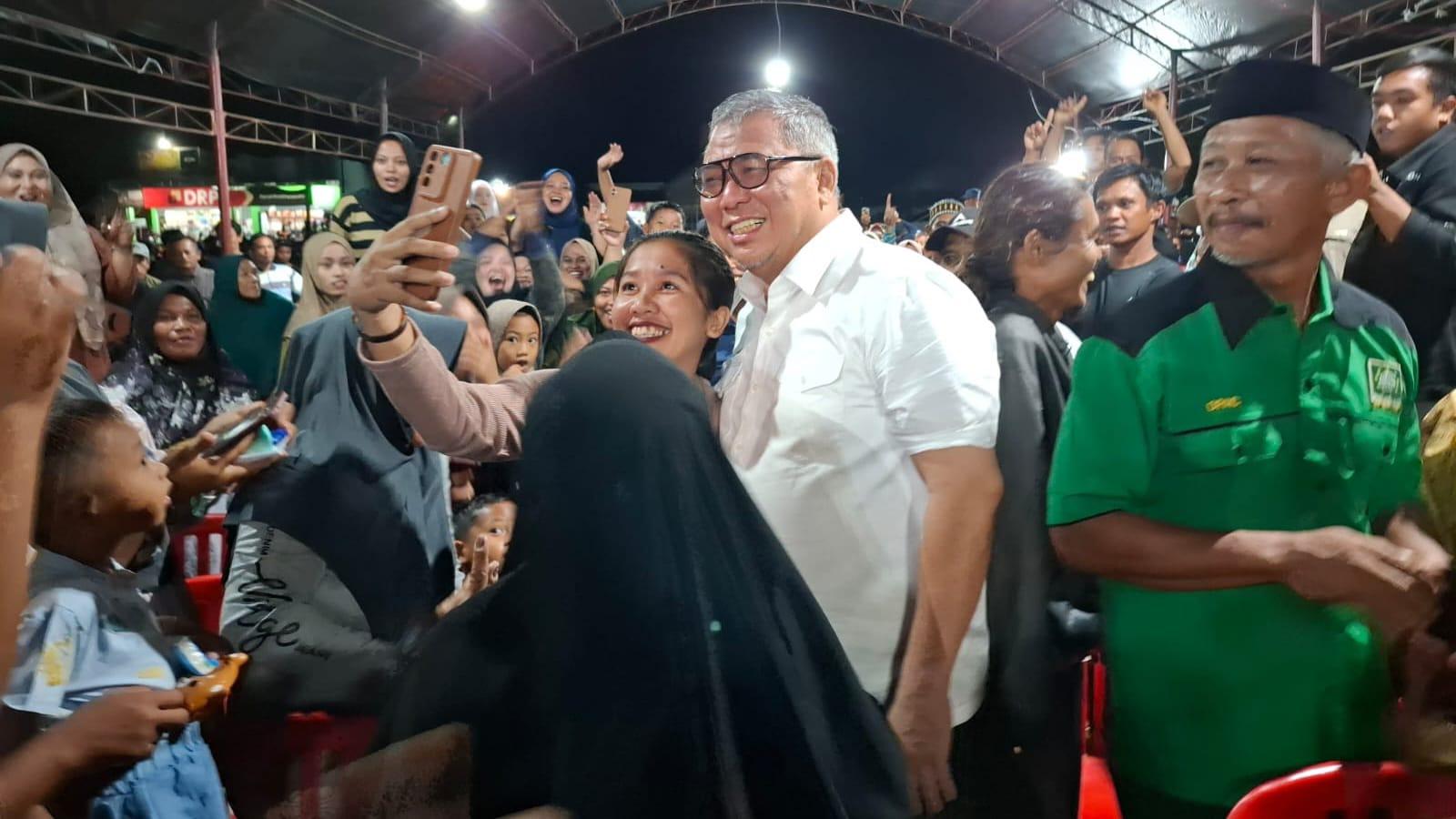 Joget Politik Riang Gembira ala Ahmad Ali Jadi Tren hingga ke Pelosok Desa - Harian Sulteng