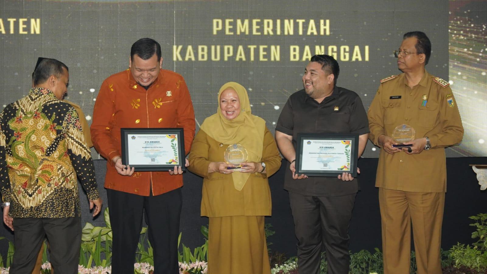 Penyerahan DIPA 2025, Pemkot Palu Diganjar Sejumlah Penghargaan - Harian Sulteng